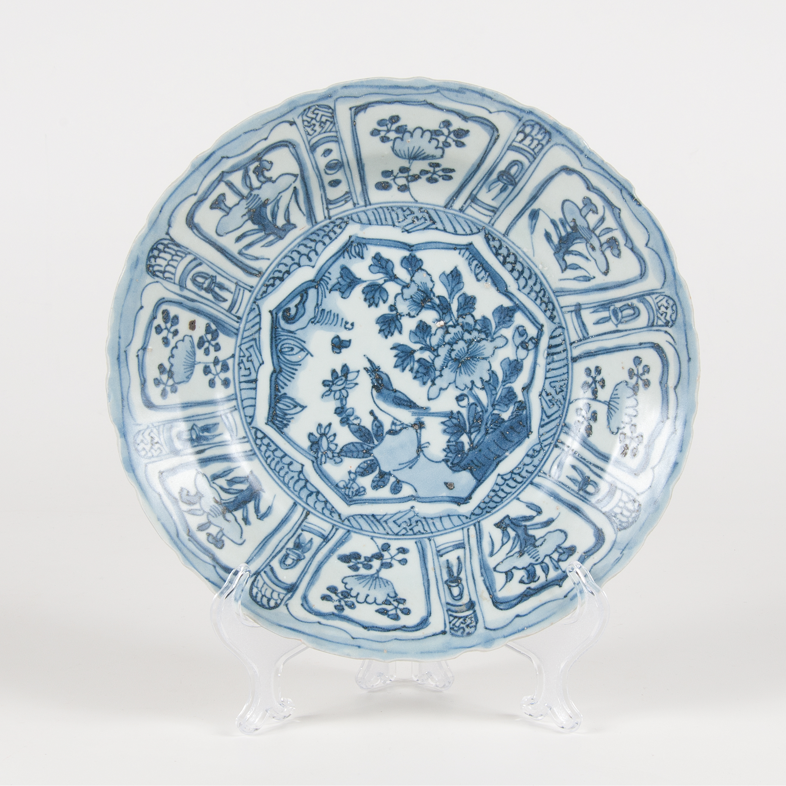 Chinese Export Kraak Ware Dish | Barnebys