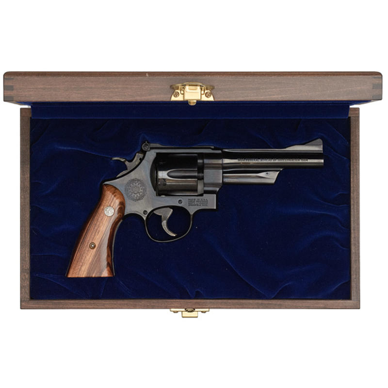 *Smith & Wesson Model 27-3 FBI Commemorative Revolver - auctions ...