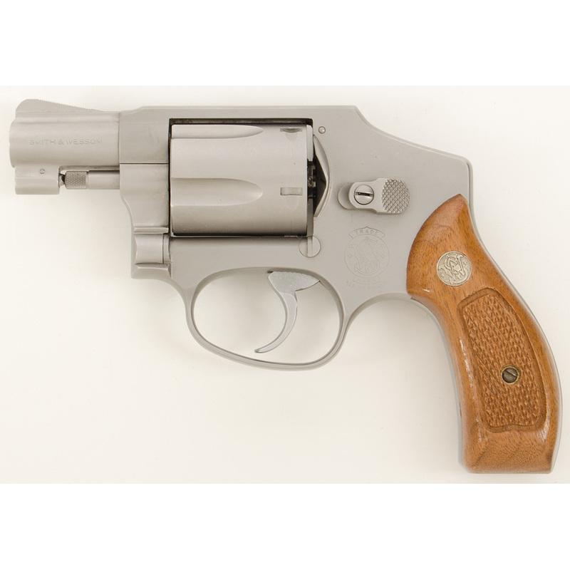 *Smith & Wesson Model 640 - auctions & price archive